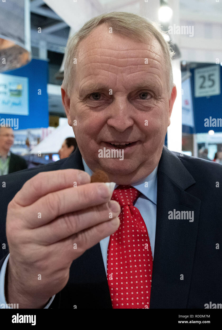 Berlin, Germany. 18th Jan, 2019. Till Backhaus (SPD), Minister of ...