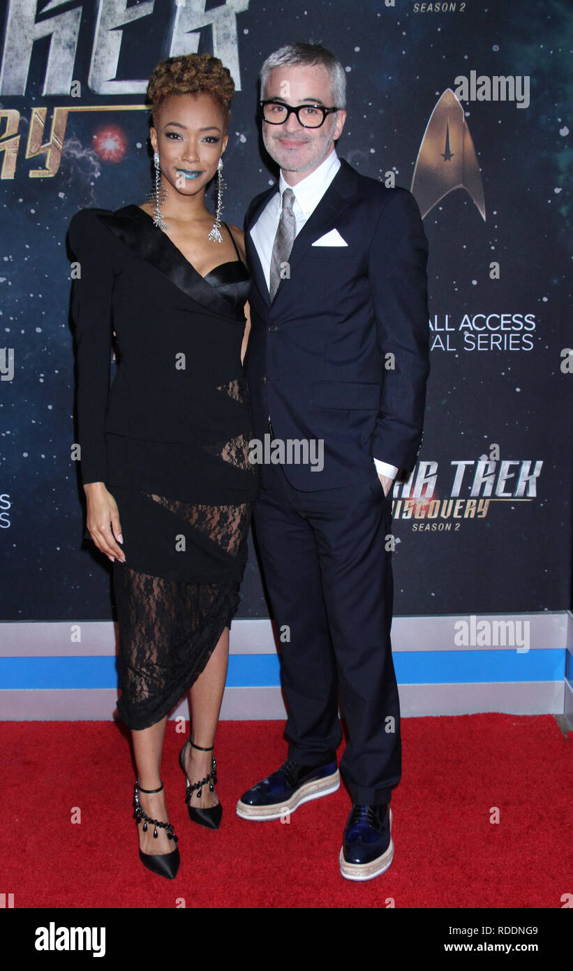 Star trek discovery cbs alex kurtzman hi-res stock photography and ...