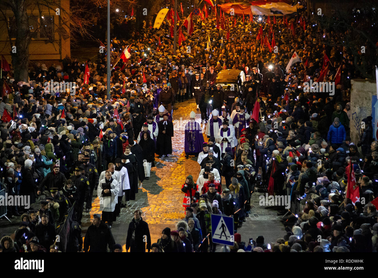 Funeral march hi-res stock photography and images - Alamy