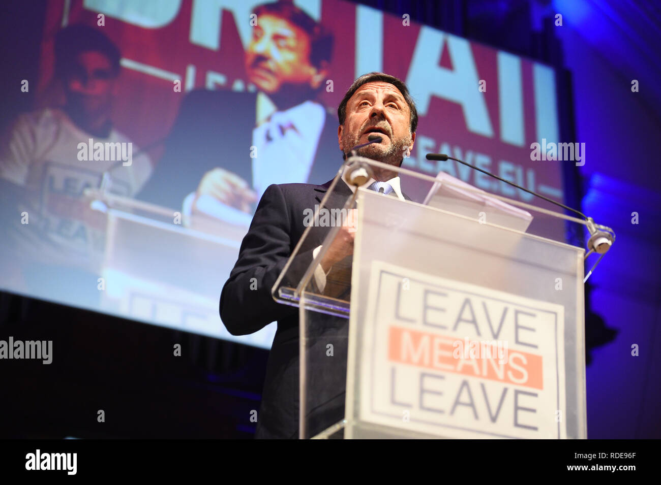 Rocco forte speaking hi-res stock photography and images - Alamy