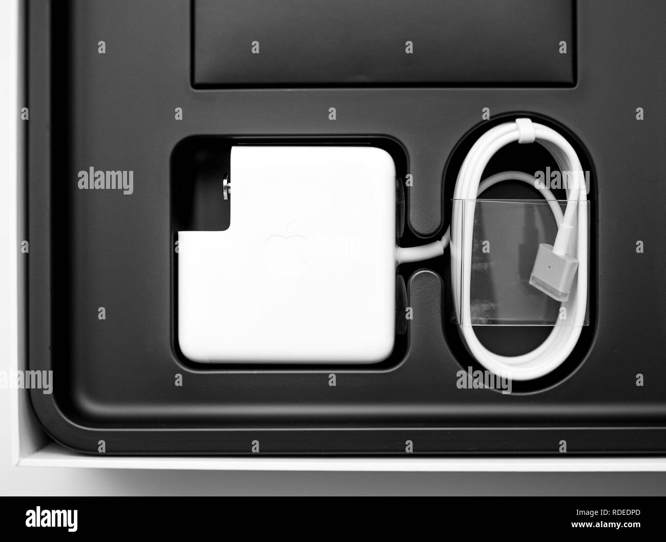 Macbook pro box Black and White Stock Photos & Images - Alamy