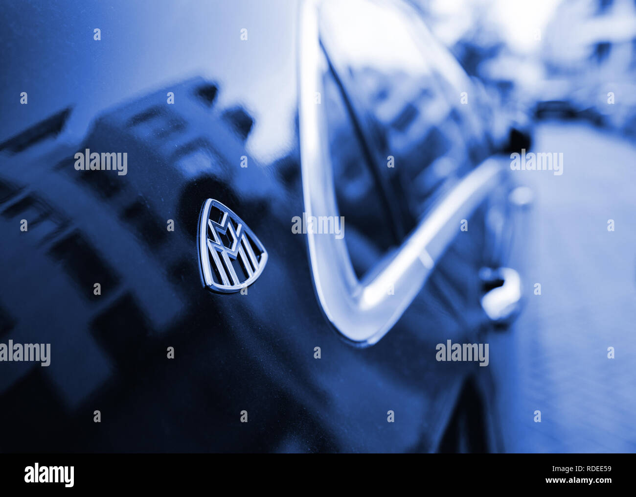PARIS, FRANCE - APR 8, 2018: Maybach logotype on the luxury blue ...
