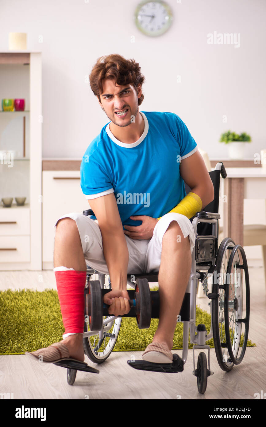 Injured man recovering from his injury Stock Photo - Alamy