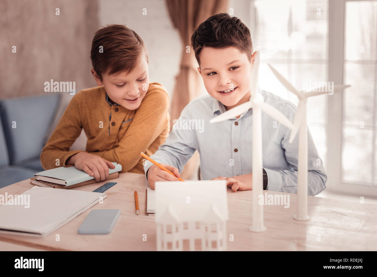 Assignment earth hi-res stock photography and images - Alamy