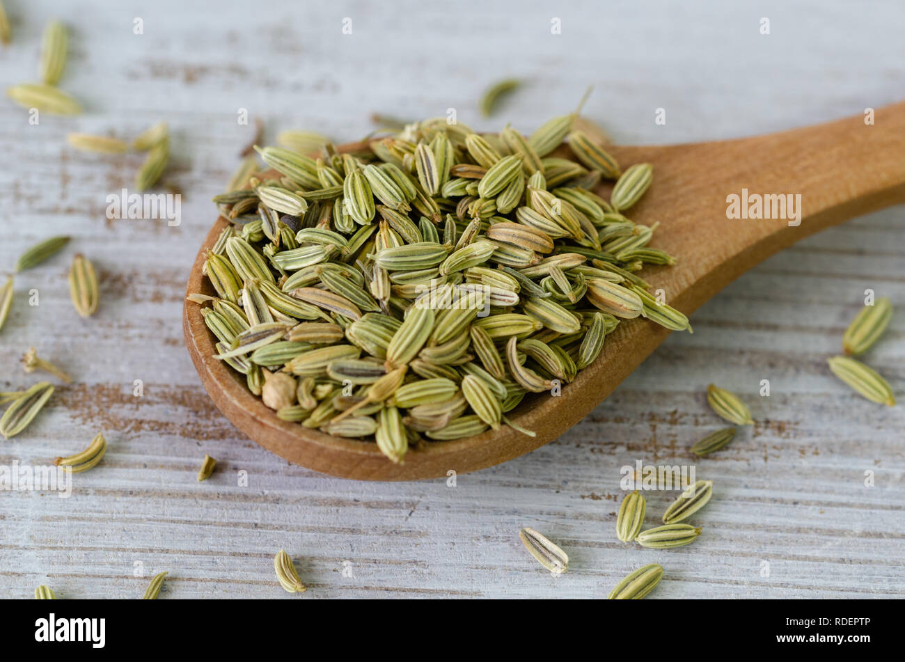 Pile of fennel seeds hi-res stock photography and images - Alamy