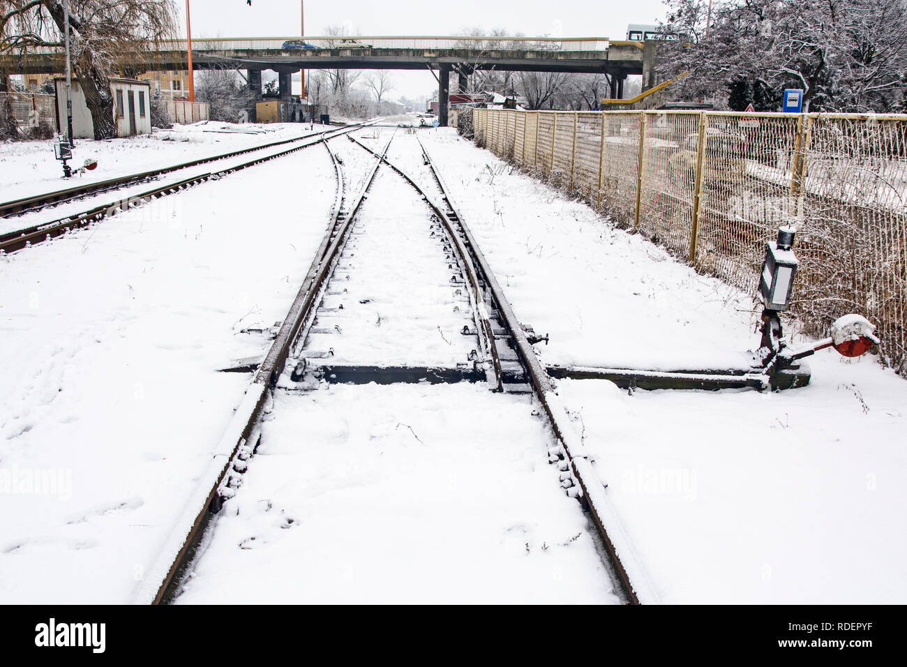 Railroad intersection tracks train hi-res stock photography and images ...