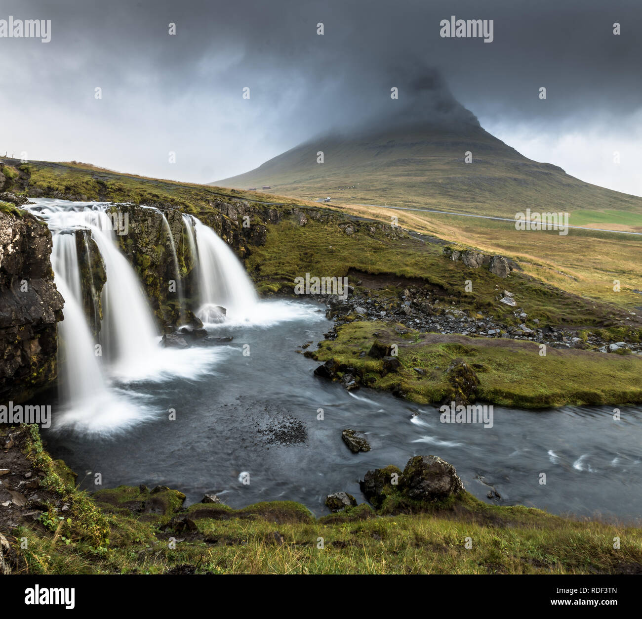 Wasserfall halbinsel snaefellsnes hi-res stock photography and images ...