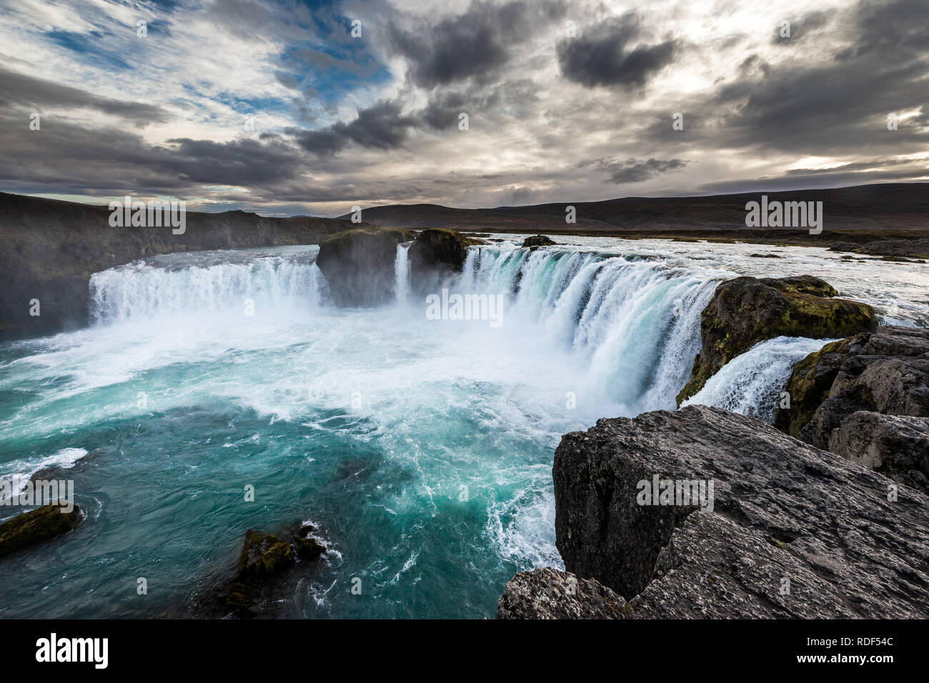 Godafoss Wasserfall im Norden Islands Stock Photo - Alamy