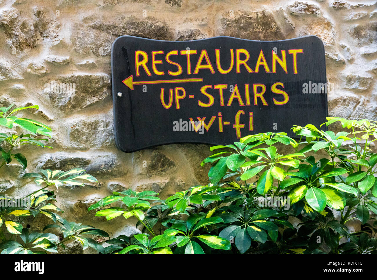 Cinque terre italien restaurant hi-res stock photography and images - Alamy