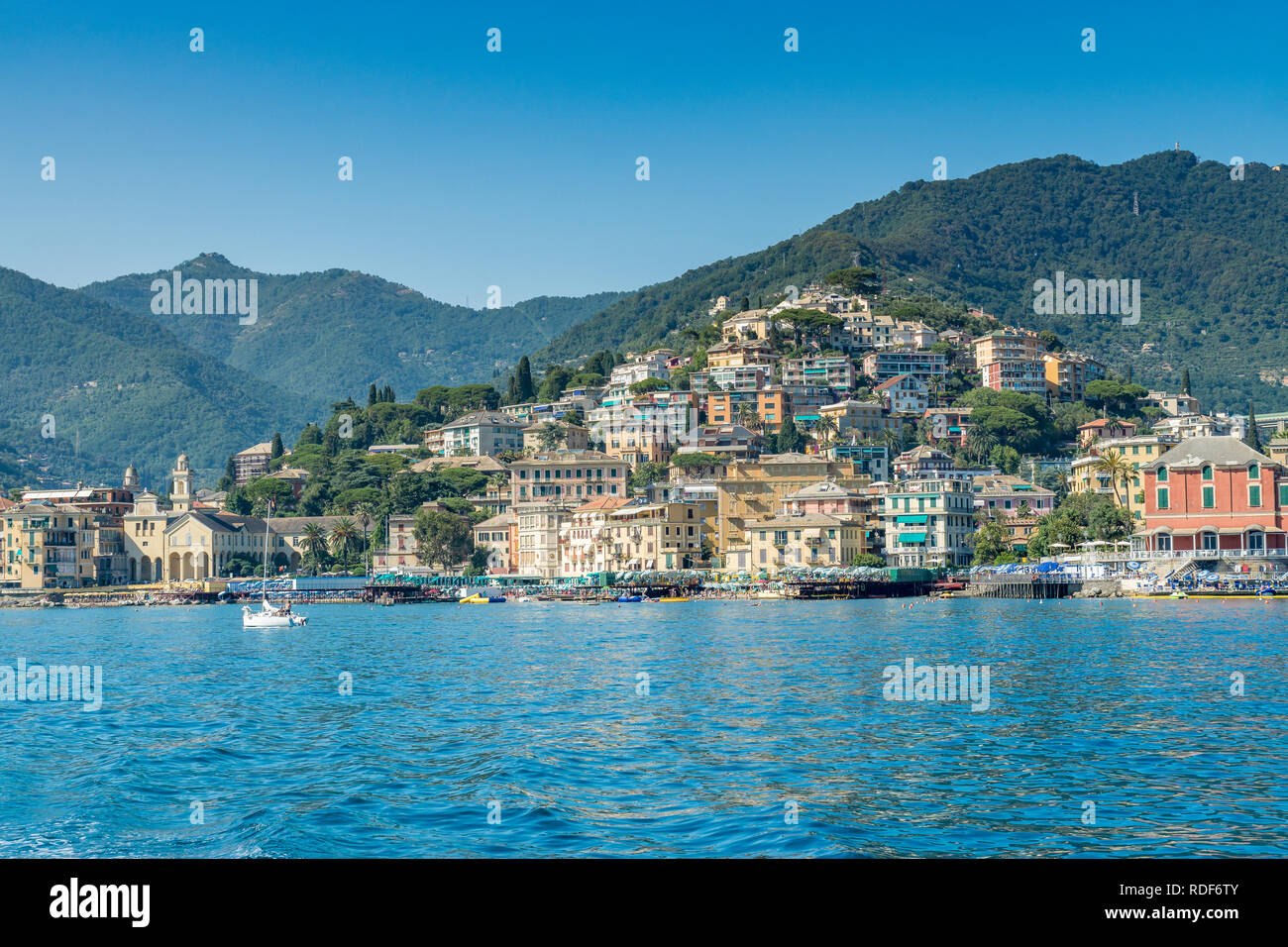 Promenade of rapallo hi-res stock photography and images - Alamy