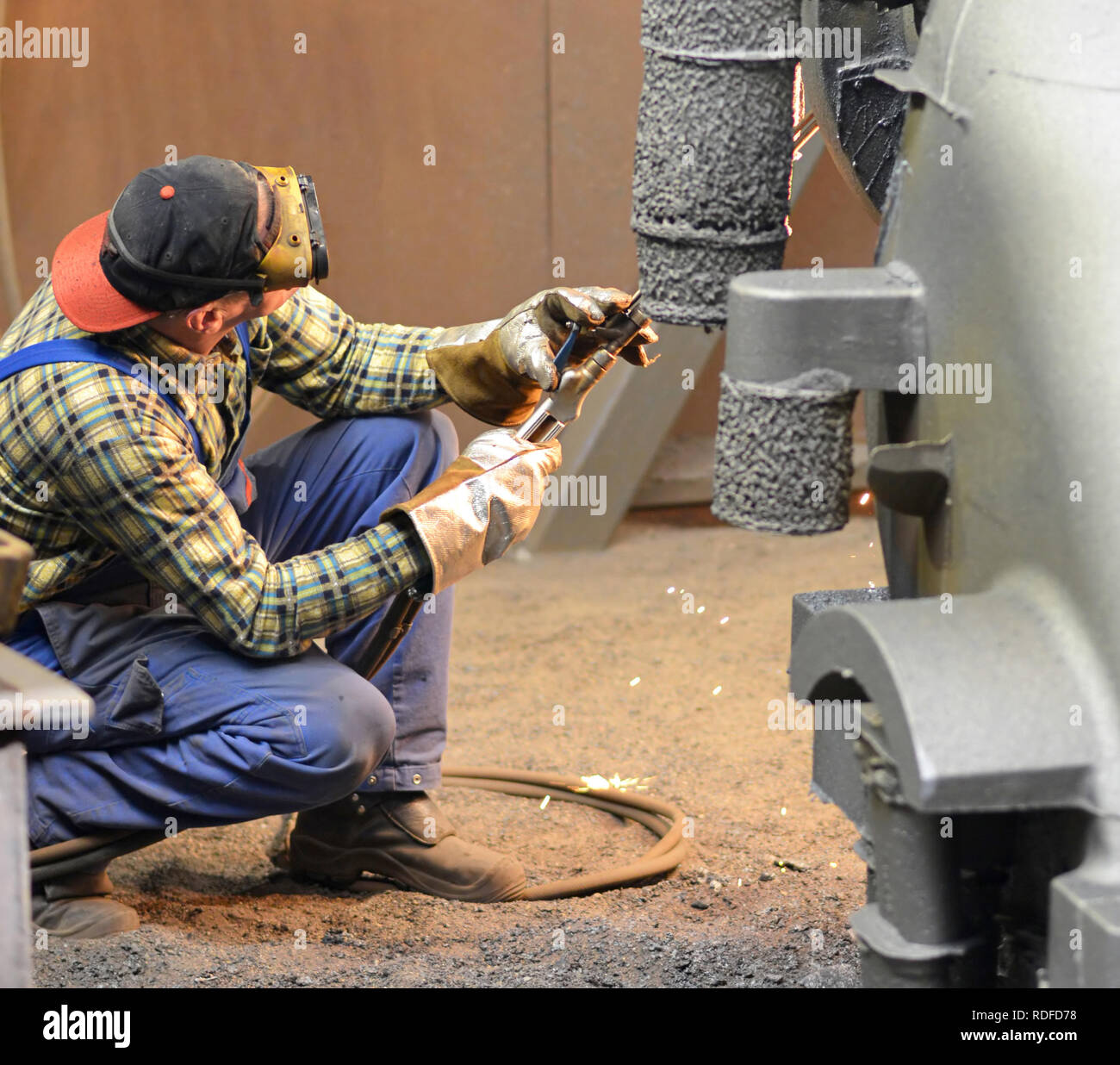 Berlin germany man welding hi-res stock photography and images - Alamy