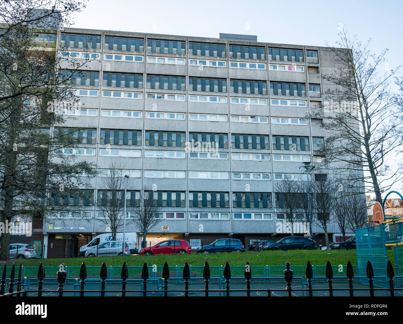1960s council housing hi-res stock photography and images - Alamy
