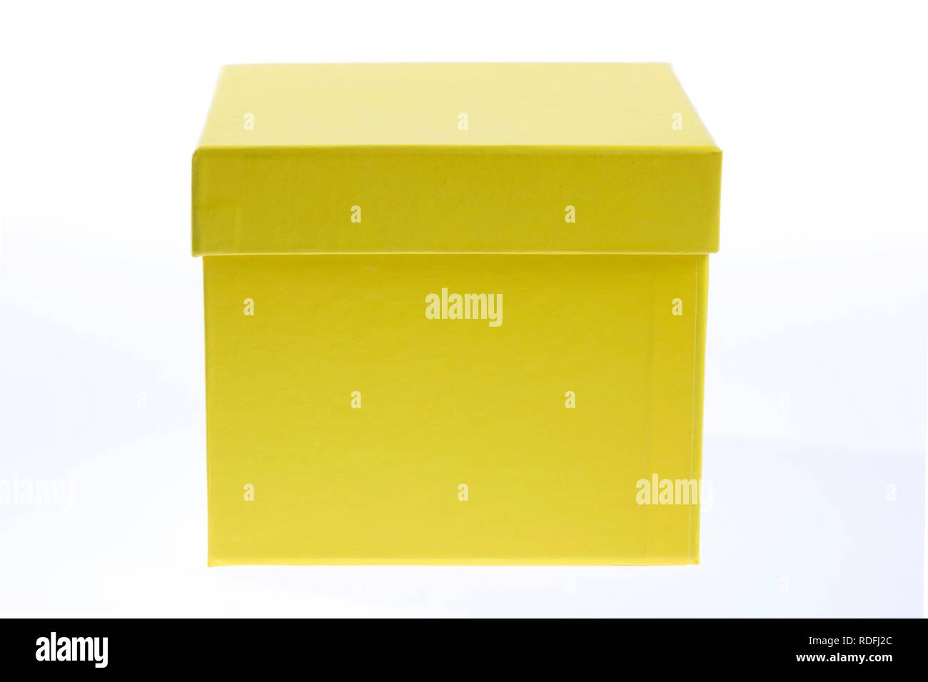 Cardboard box, gift box Stock Photo - Alamy