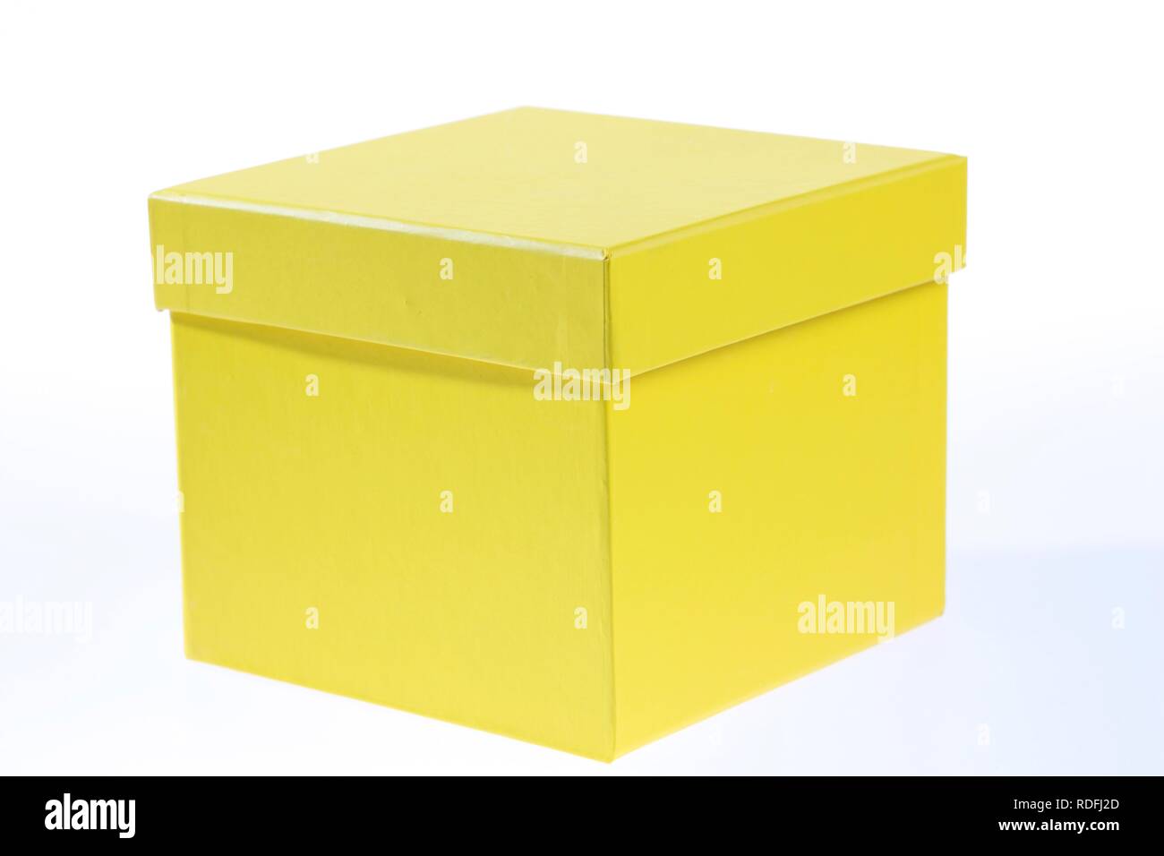 Cardboard box, gift box Stock Photo - Alamy