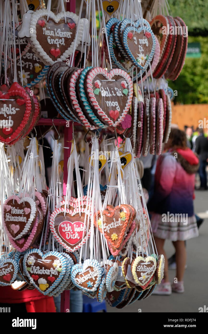 Ginger bread hearts at a stand at Oktoberfest Munich Stock Photo - Alamy