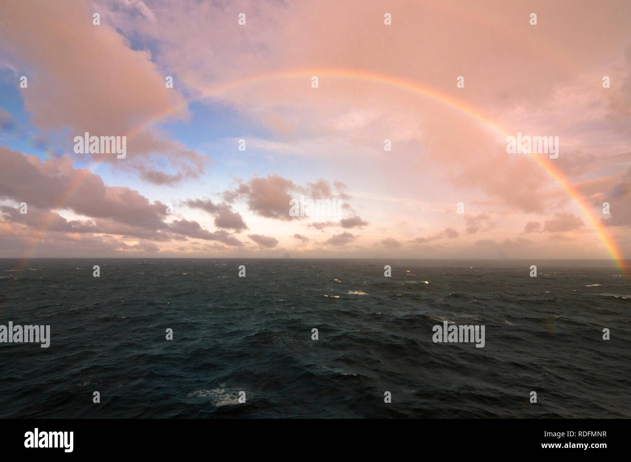 Full arc of rainbow hi-res stock photography and images - Alamy
