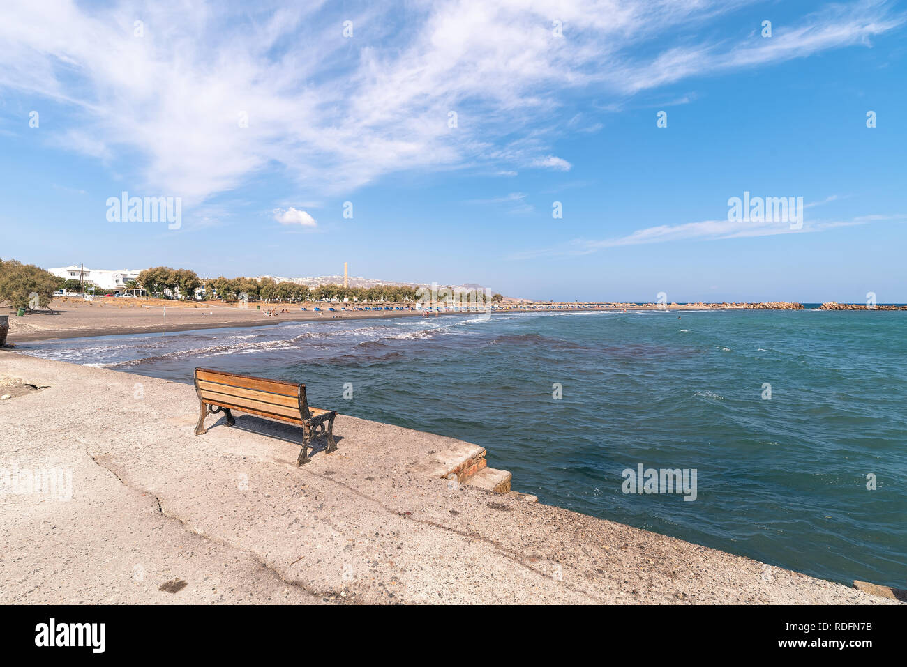 View of Monolithos beach - Aegean sea - Santorini island - Greece Stock ...