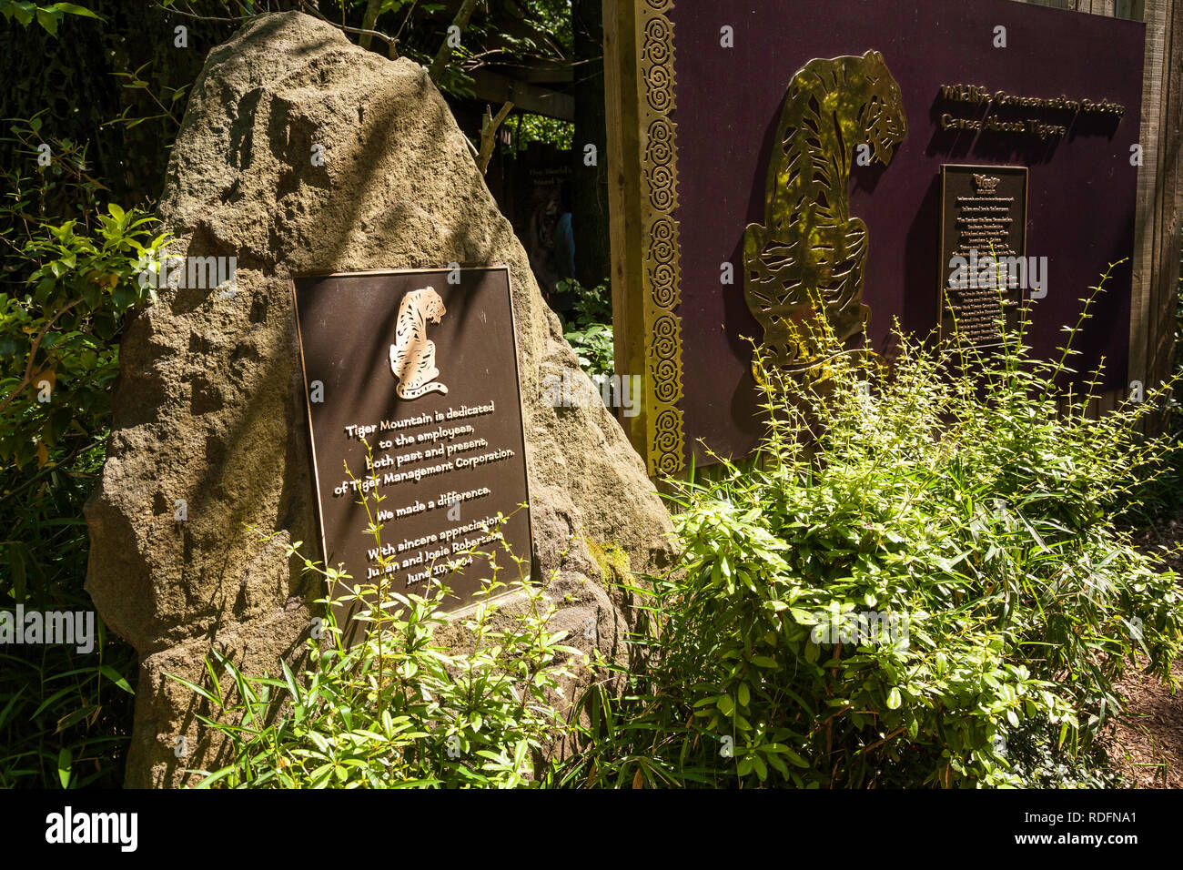 Tiger Mountain Sign at The Bronx Zoo, Wildlife Conservation Society ...