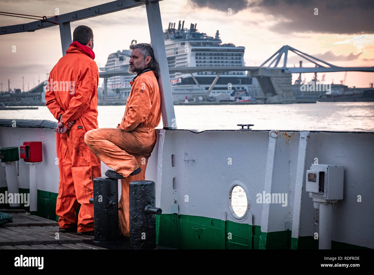 Rescue zone ship hi-res stock photography and images - Alamy