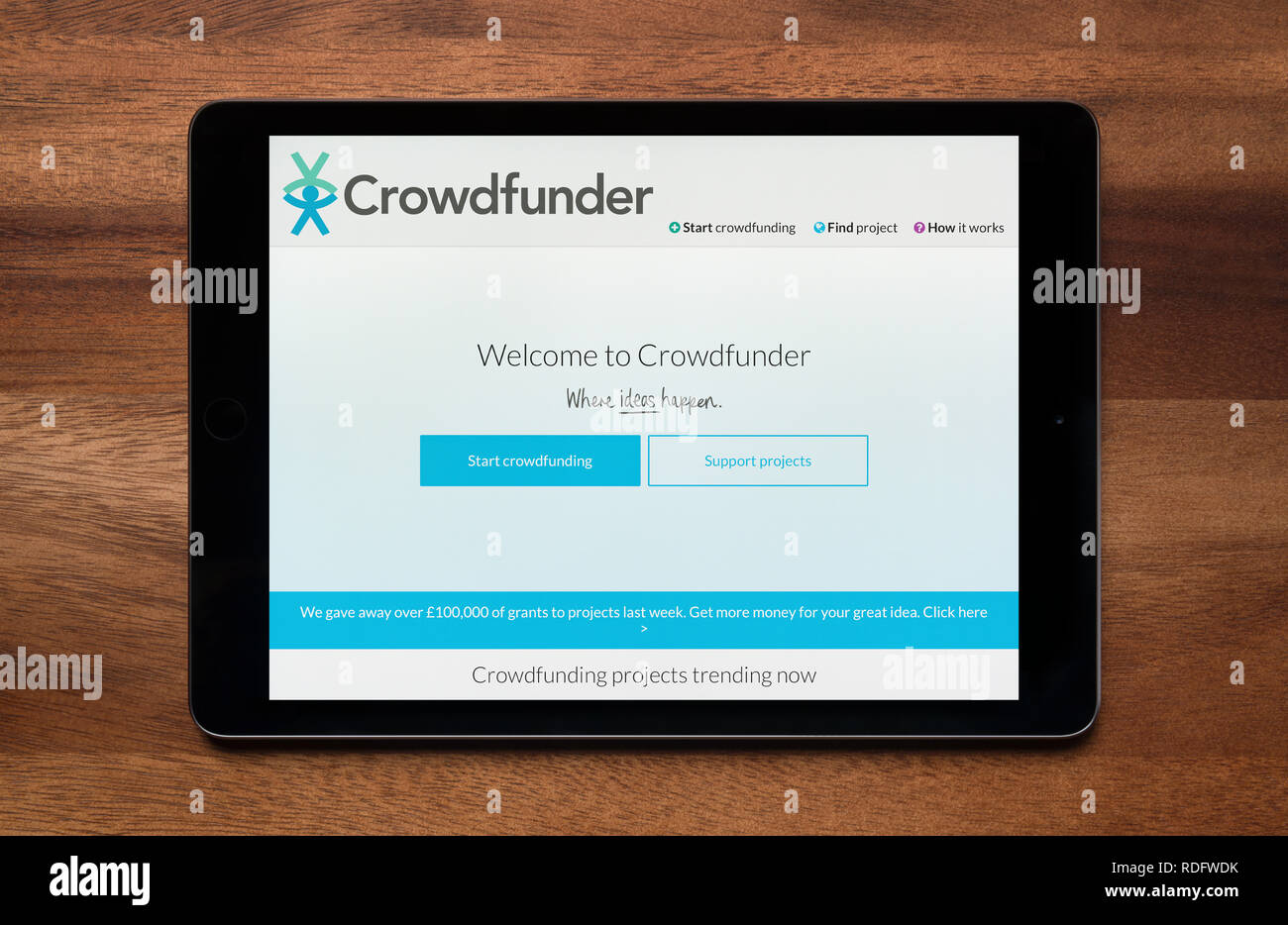 Crowdfunder logo hi-res stock photography and images - Alamy