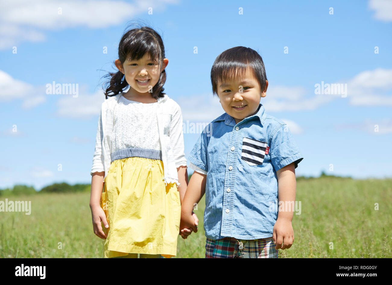 Japanese kids in a city park Stock Photo - Alamy