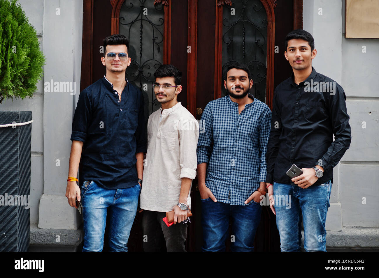 Indian pakistani friendship hi-res stock photography and images - Alamy