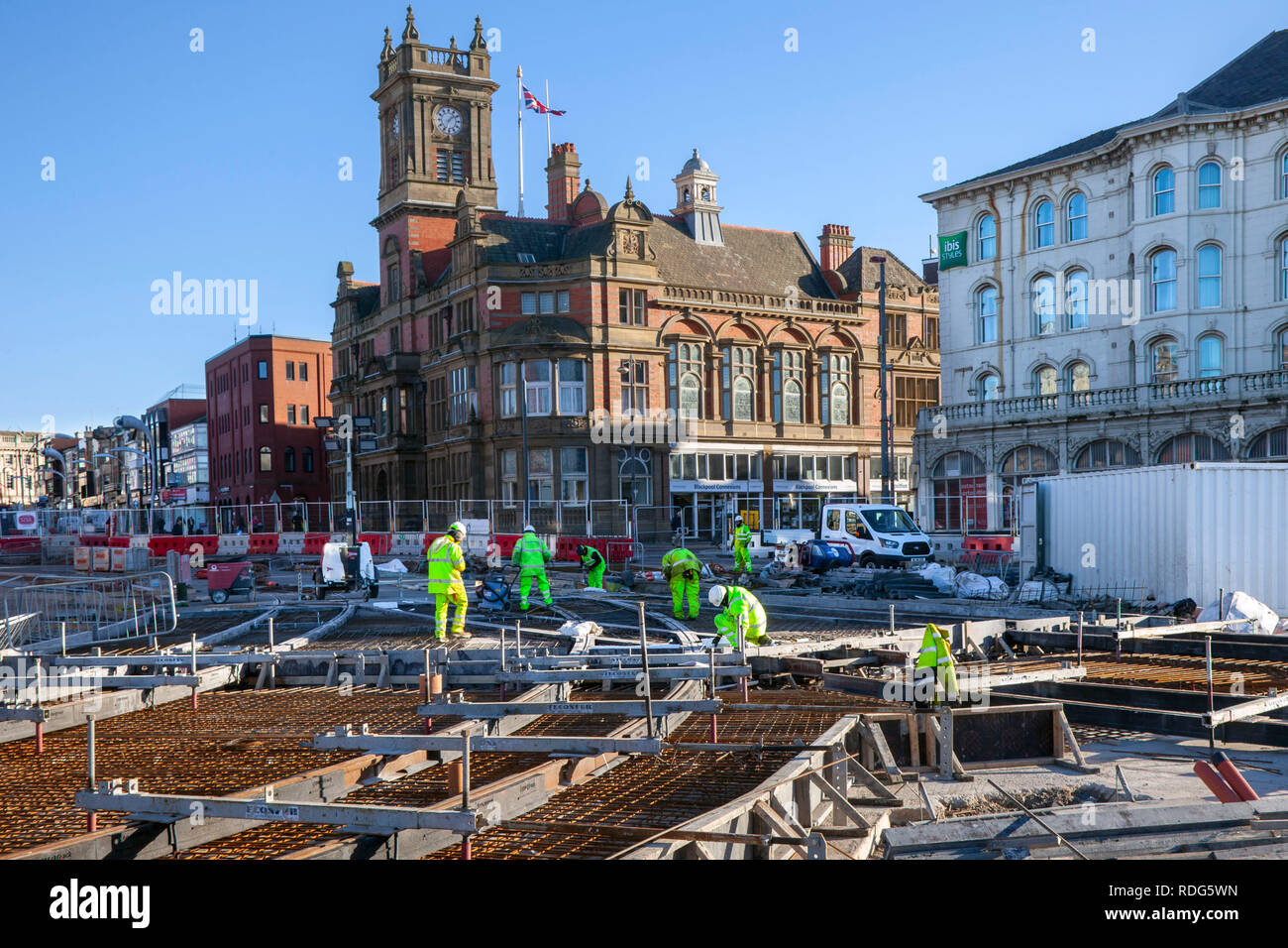 Blackpool north train station hi-res stock photography and images - Alamy