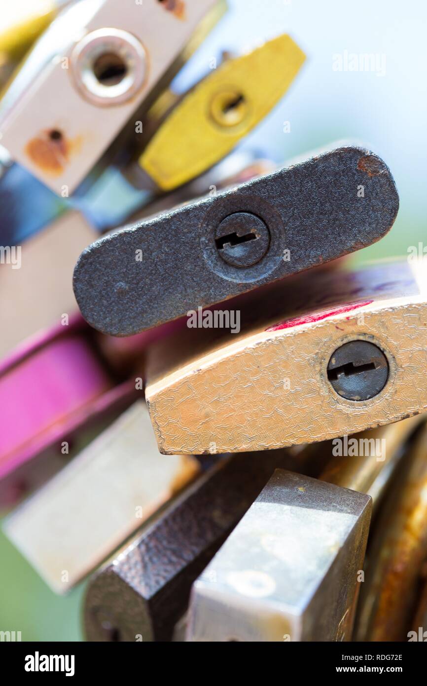 lot of padlocks background - wedding tradition Stock Photo - Alamy