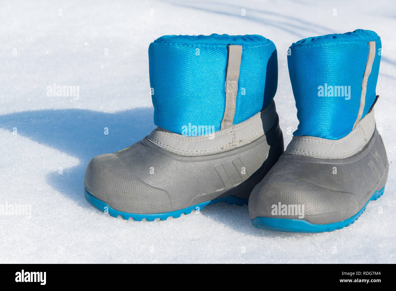 Cold boot text hi-res stock photography and images - Alamy