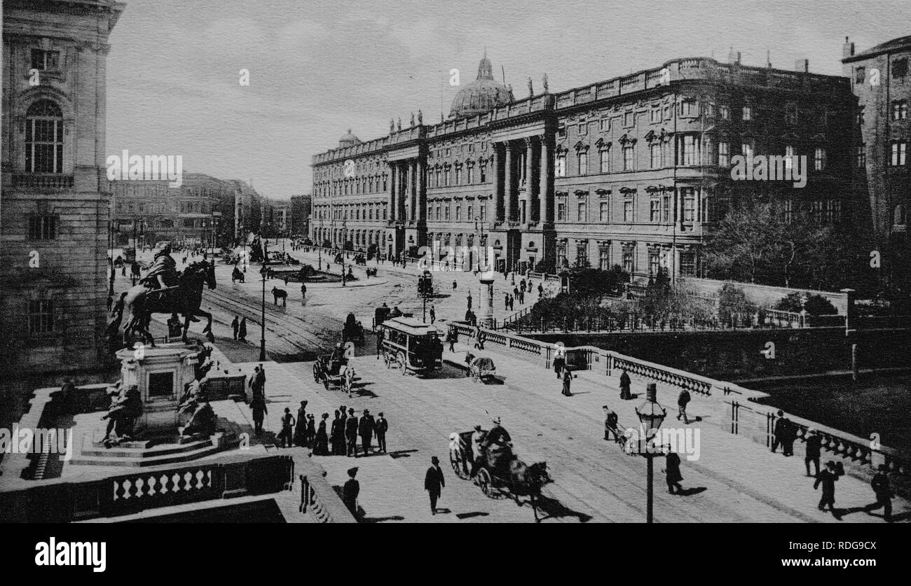 Berliner Stadtschloss palace and Kurfuerstenbruecke Elector Bridge ...