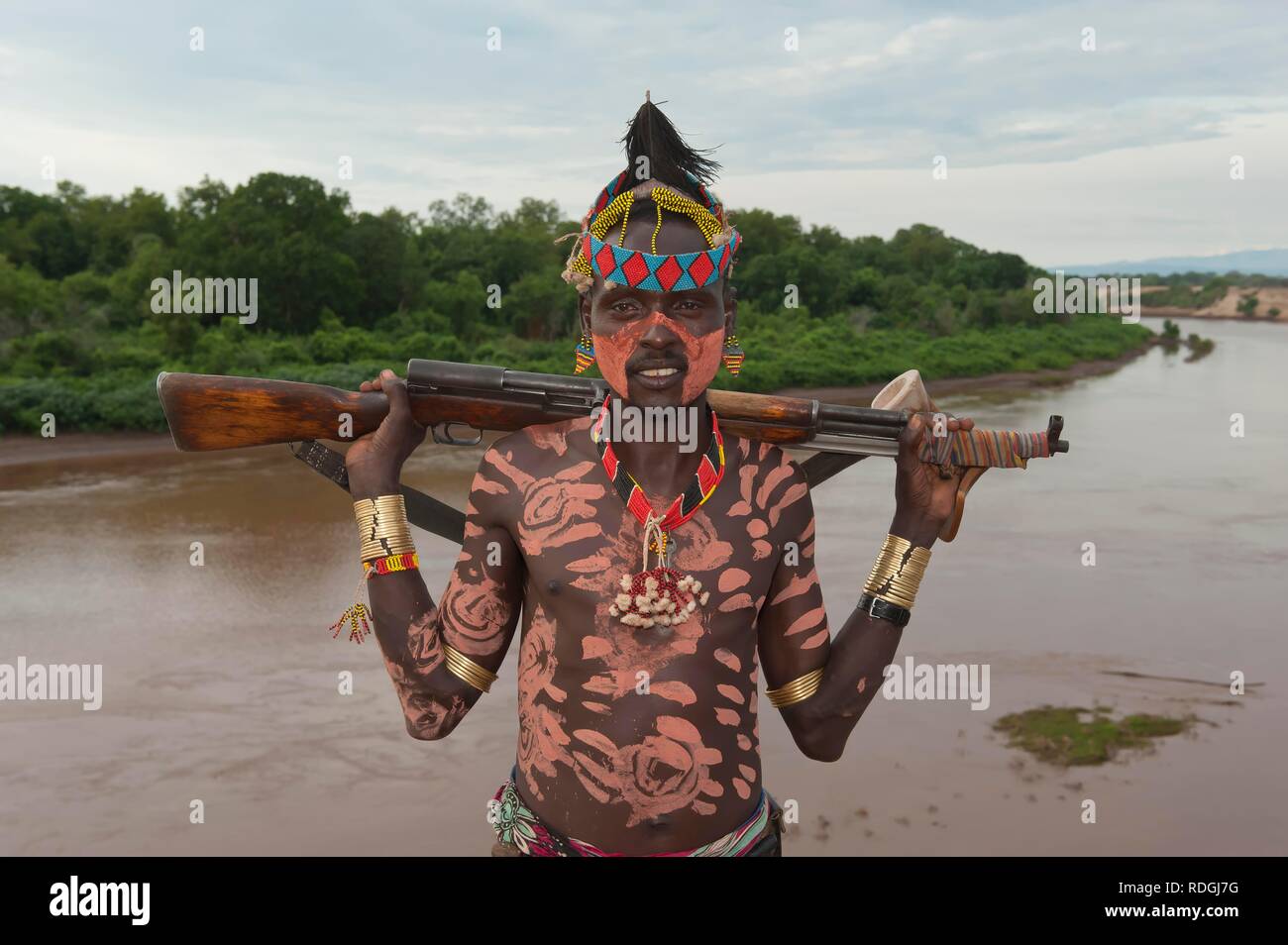 Gun Over Shoulder at Alonzo Caraway blog
