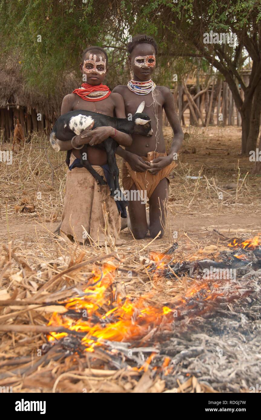 Aboriginal fire farming hi-res stock photography and images - Alamy