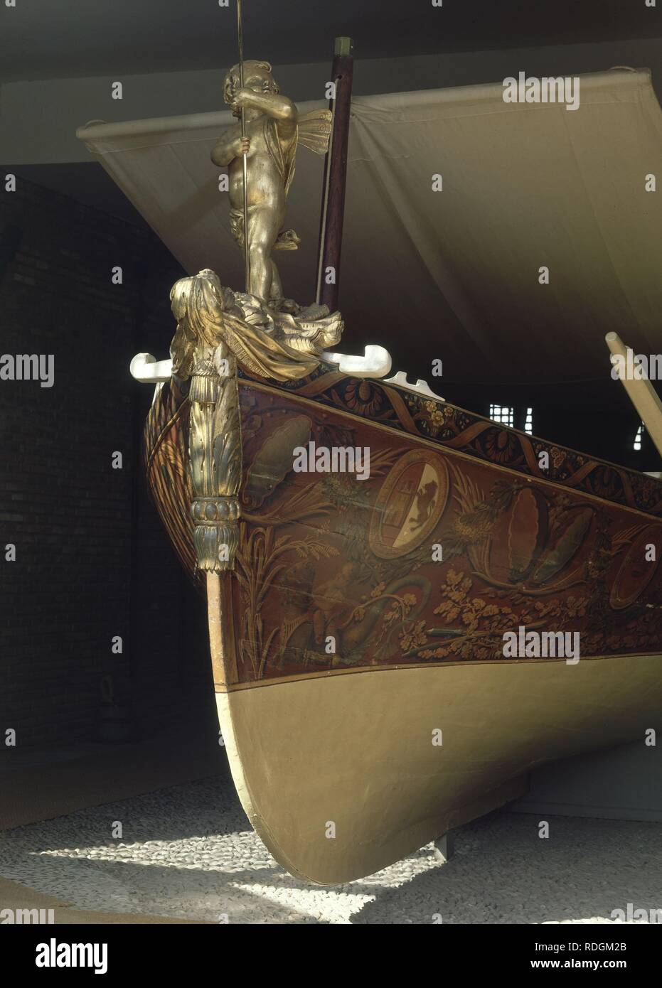 Falúa hi-res stock photography and images - Alamy