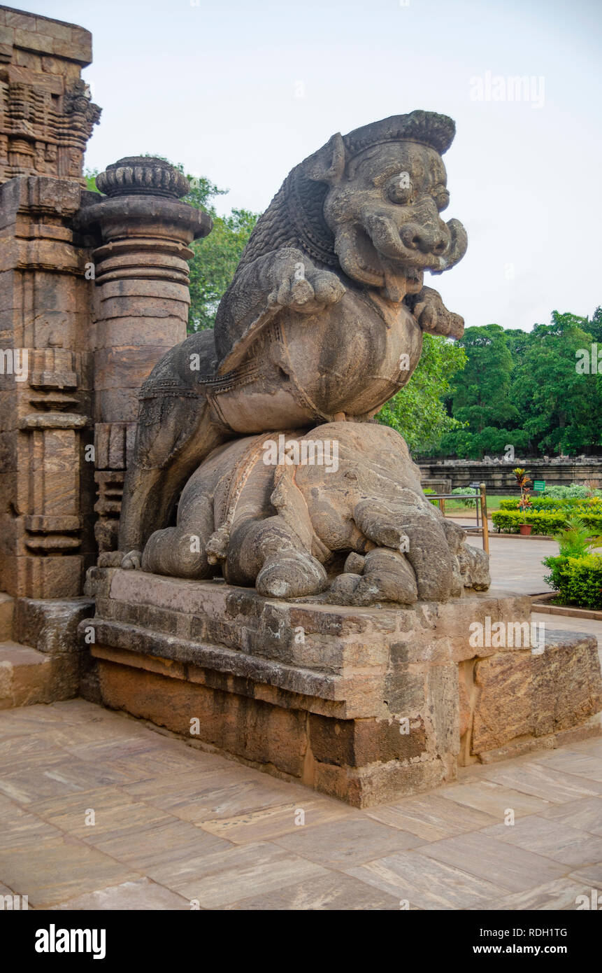 Simha-gaja, Gajasimha (Lion-Elephant) Sculpture at the entrance of Sun ...