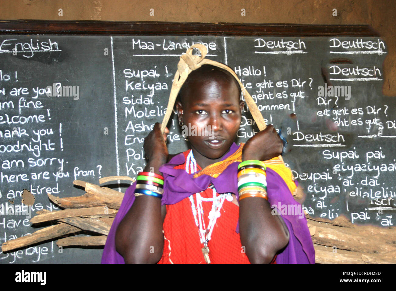 Masai women landscape hi-res stock photography and images - Alamy