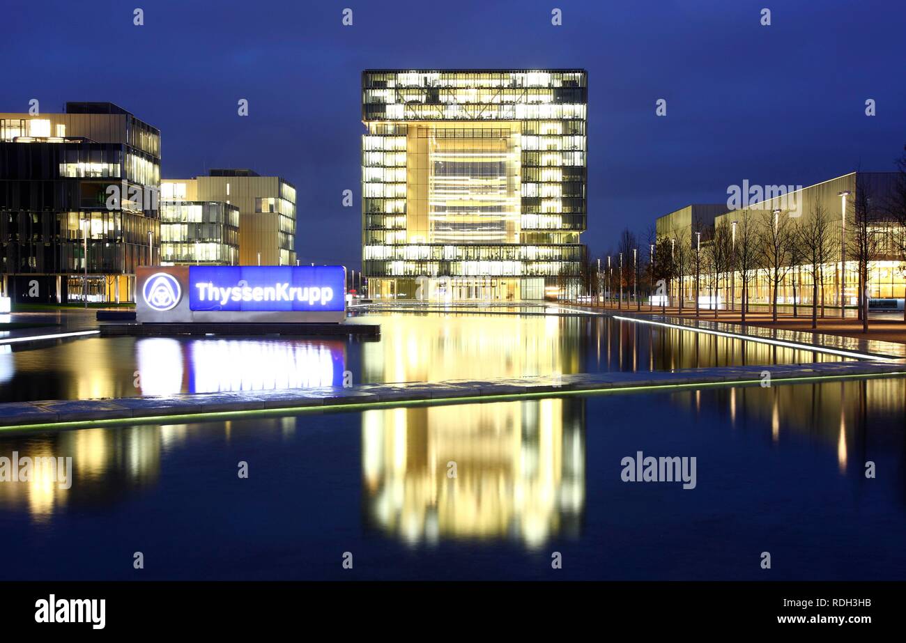 Cube shaped building hi-res stock photography and images - Alamy