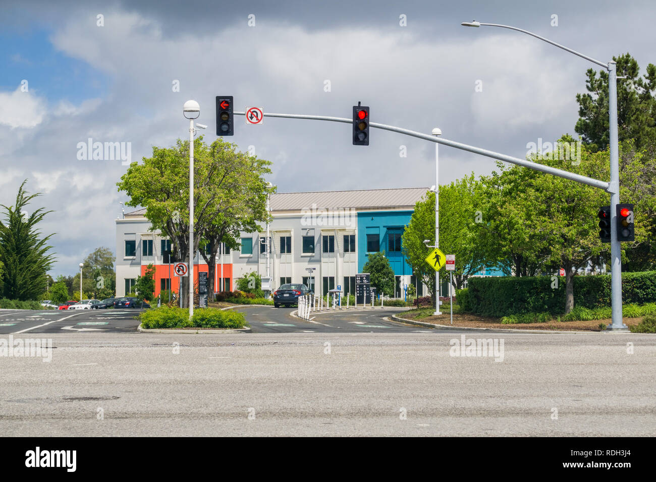 Entry to the Facebook headquarters, Menlo Park, Silicon Valley ...