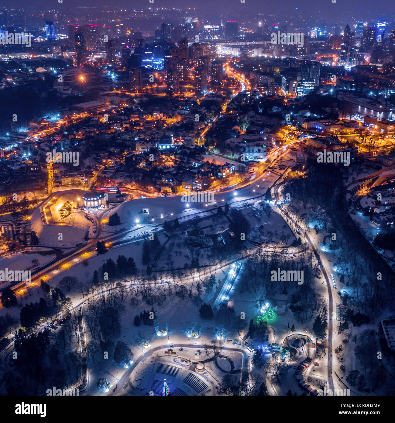Spectacular nighttime skyline of a big city at night. Kiev, Ukraine ...