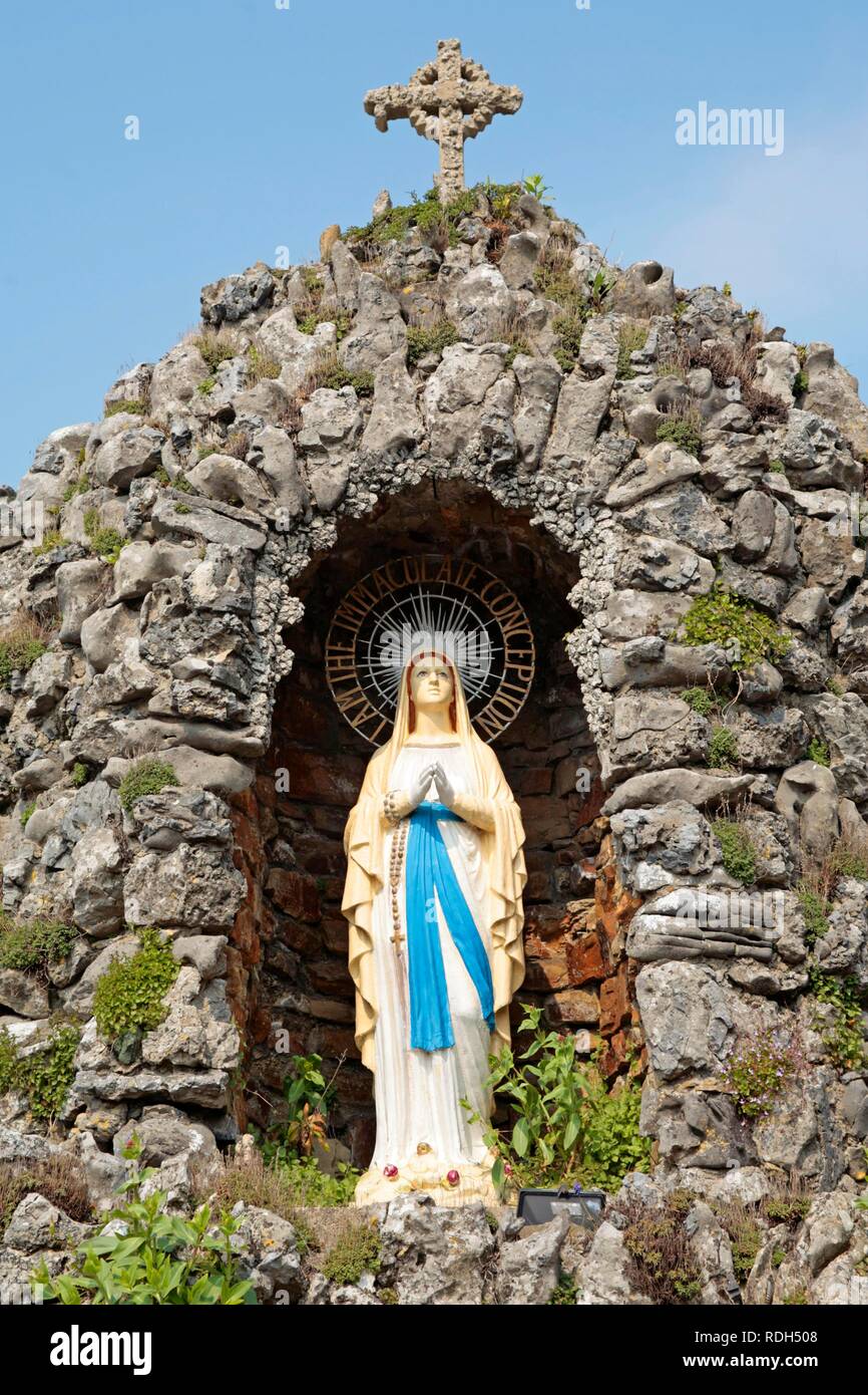 Statue of the Virgin Mary in Cashel, County Tipperary, Ireland, Europe ...