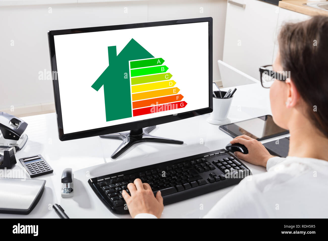 Computer efficiency hi-res stock photography and images - Alamy