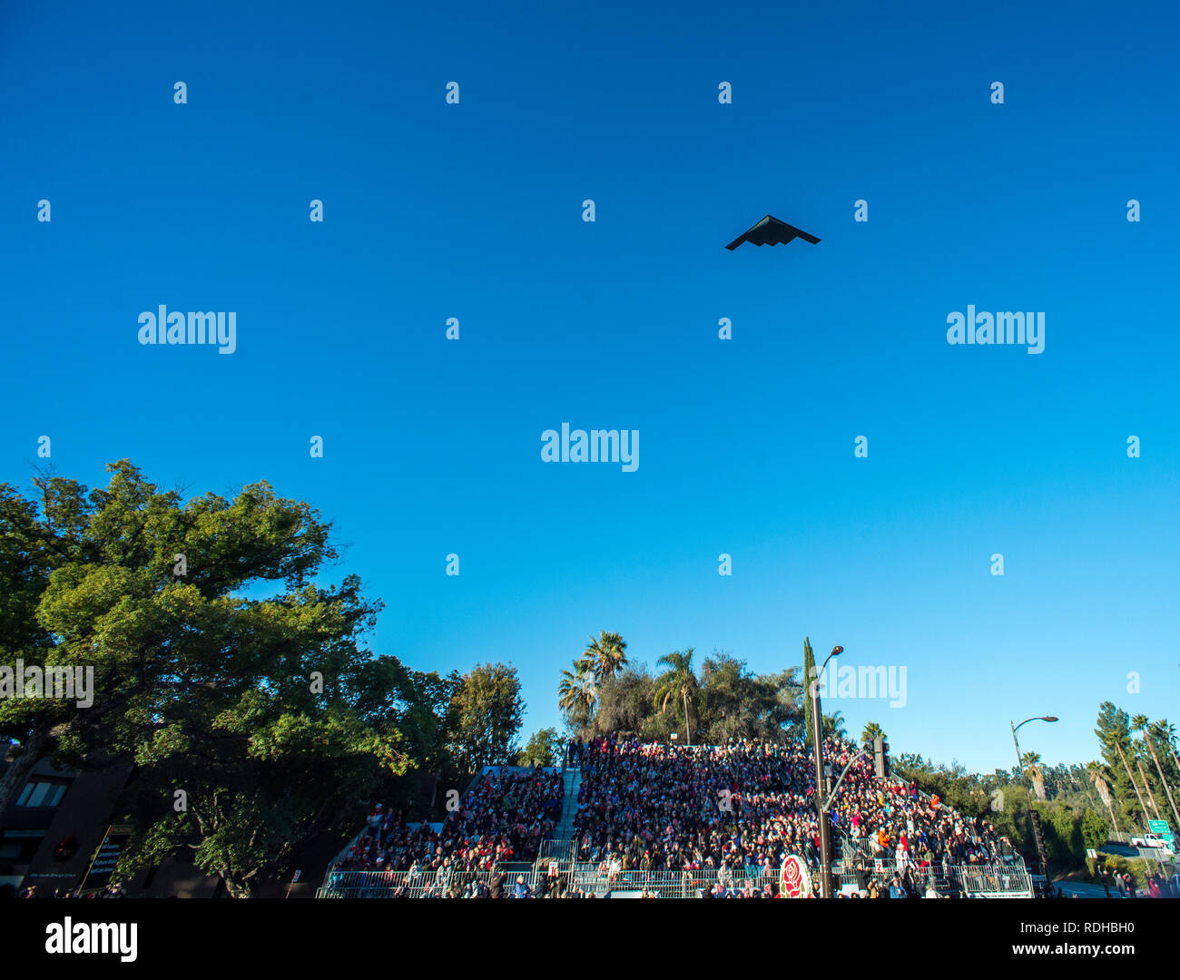 Epic flyover hi-res stock photography and images - Alamy