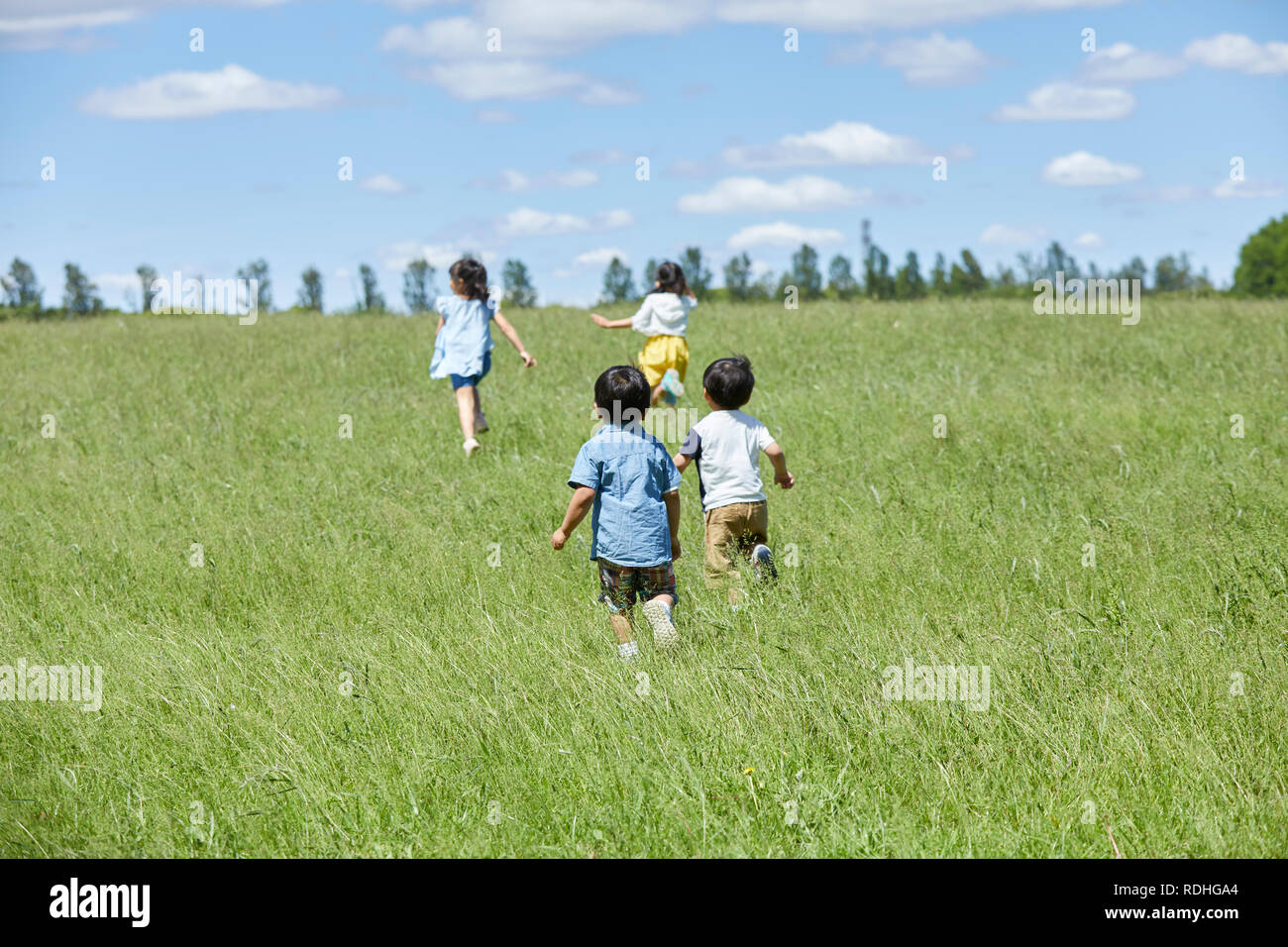 Japanese boy running in park hi-res stock photography and images - Alamy