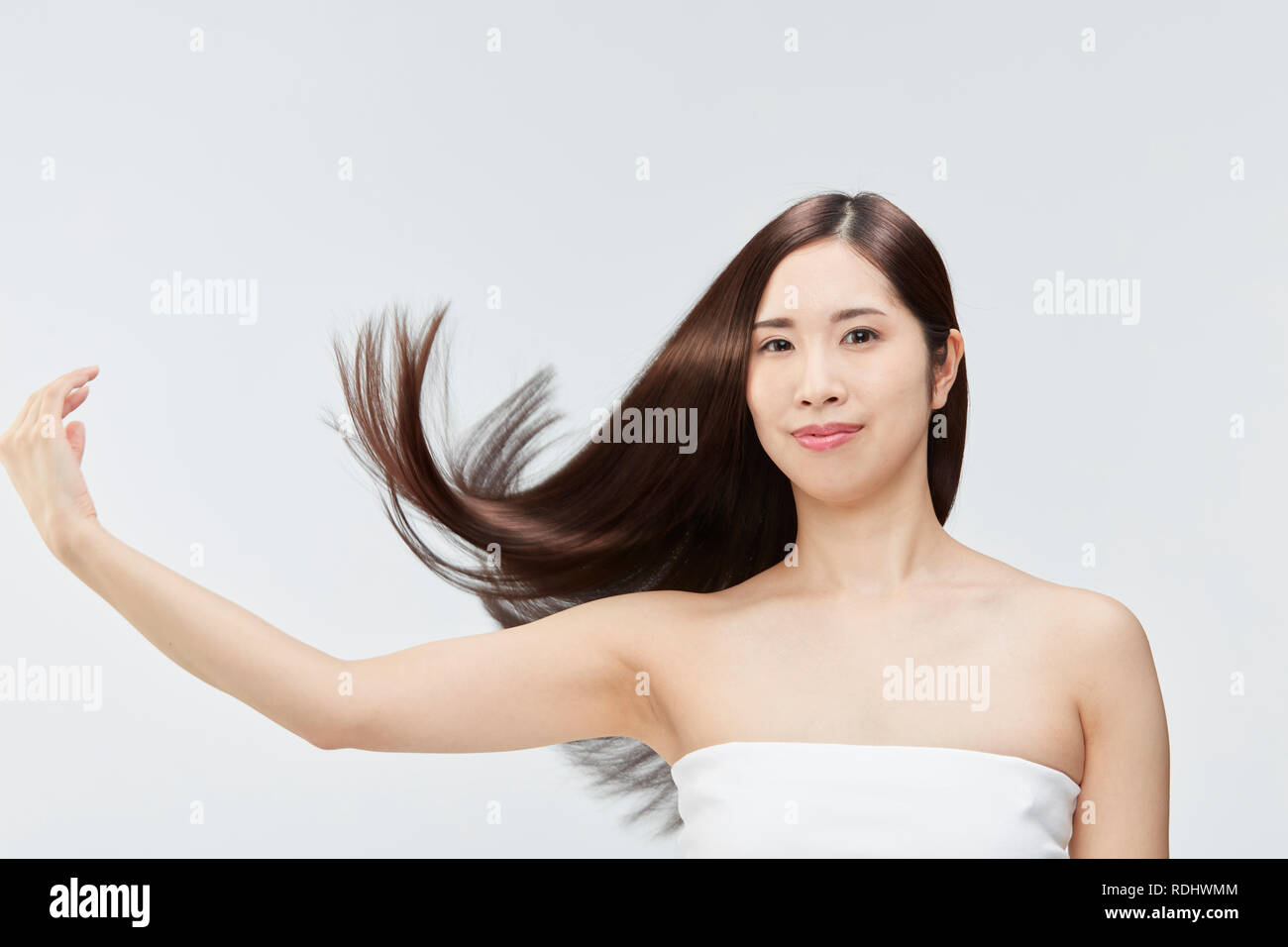 Young Japanese model with beautiful hair Stock Photo - Alamy
