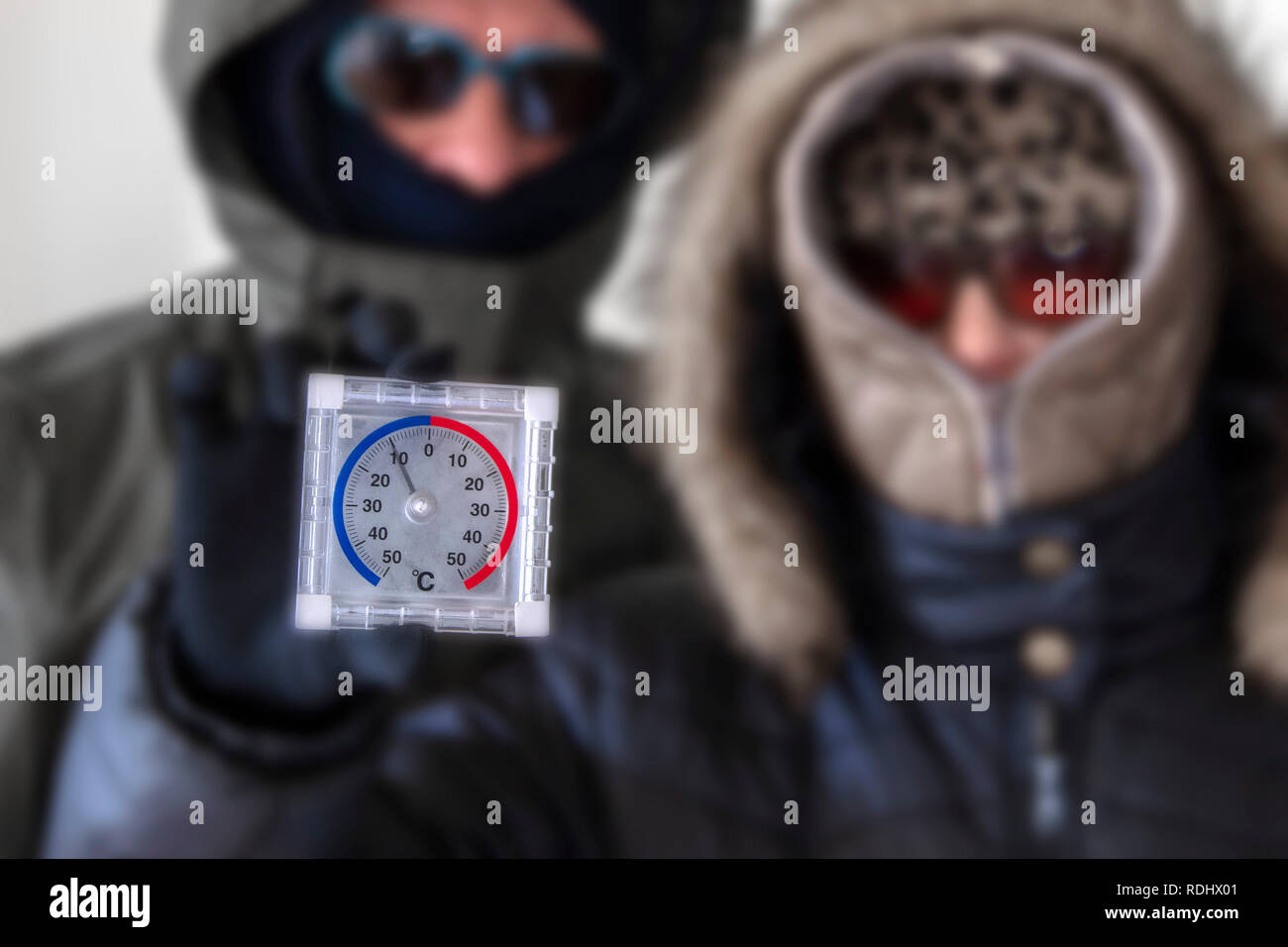 Minus ten degrees celcius hi-res stock photography and images - Alamy