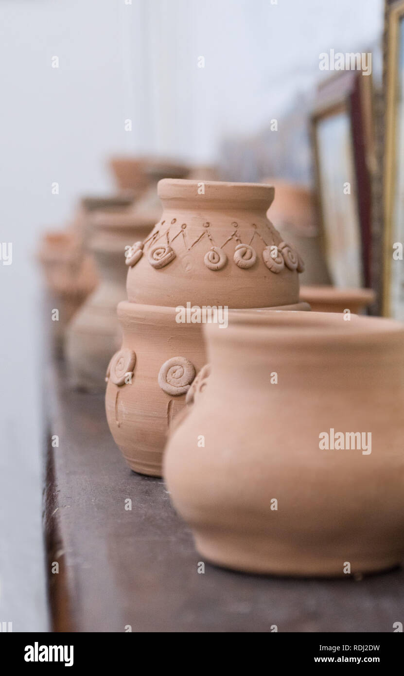 Row Of Clay Pots High Resolution Stock Photography and Images - Alamy