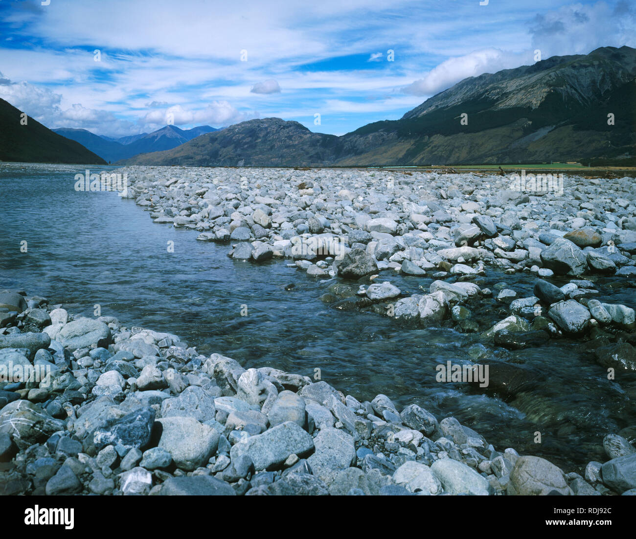 Tasman river Mount Cook National park Stock Photo - Alamy