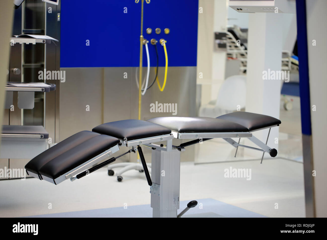 Operating hospital bed hi-res stock photography and images - Alamy