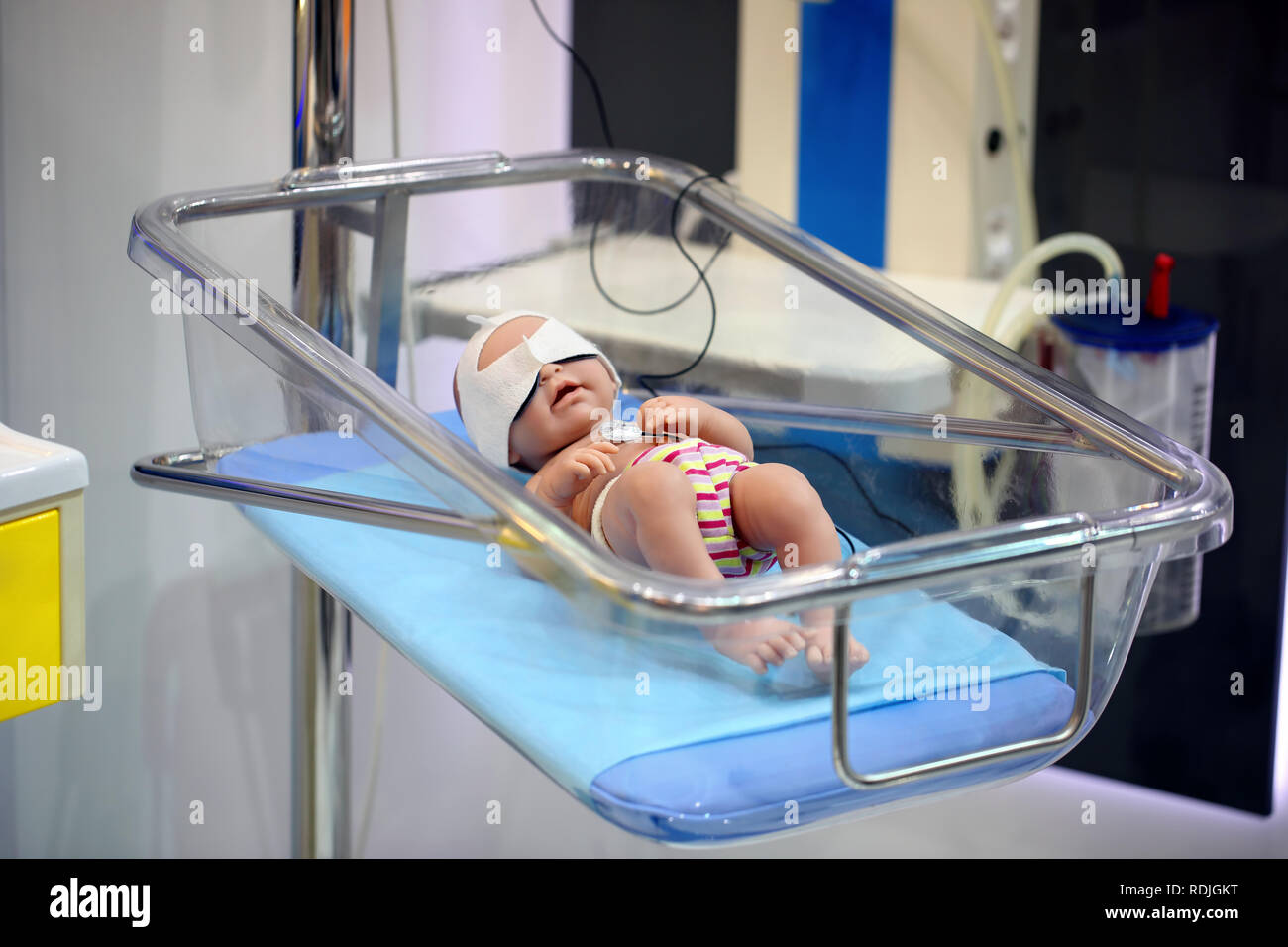 Nurse training dummy hi-res stock photography and images - Alamy