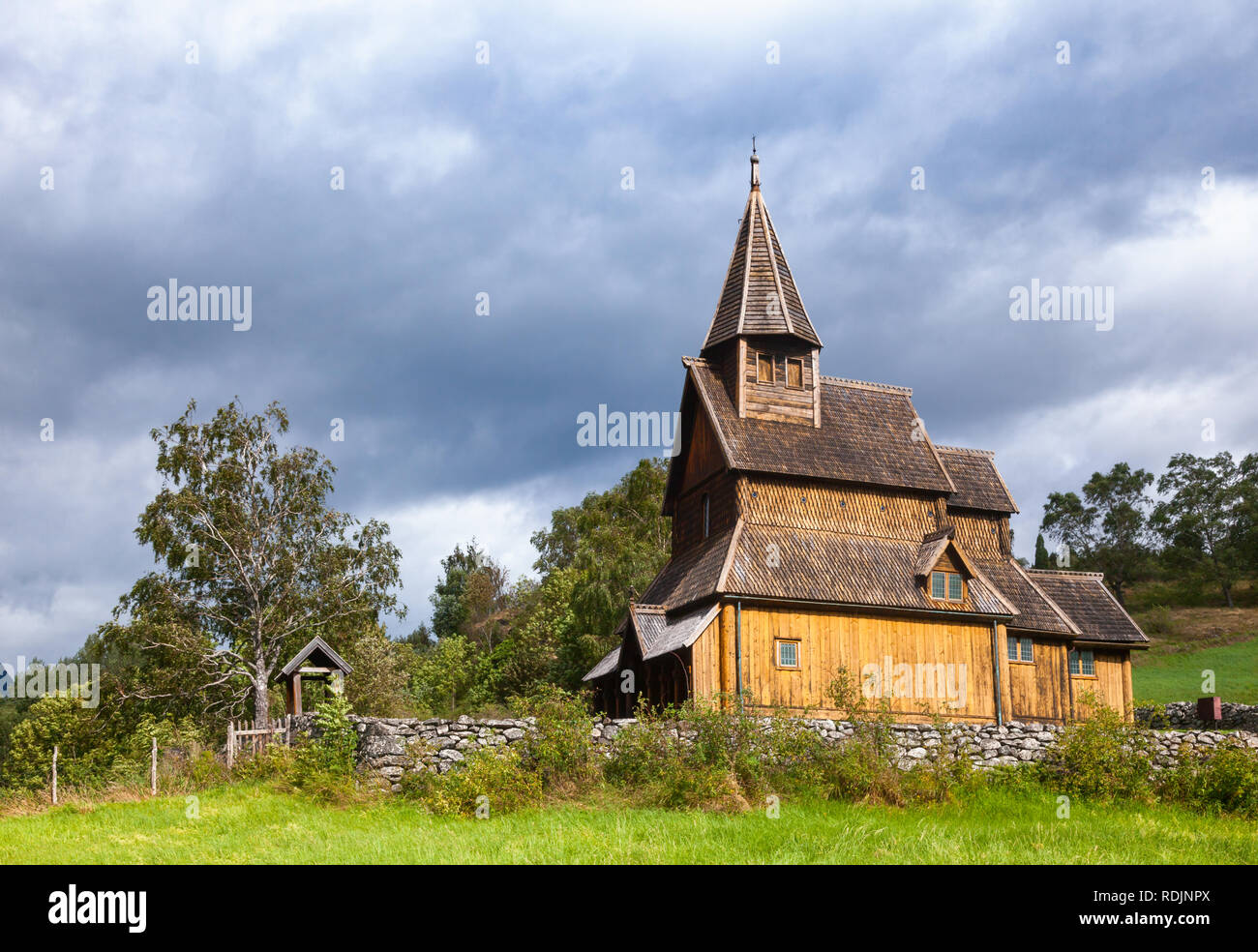 12th century wooden Romanesque Urnes Stave Church (Urnes stavkyrkje ...