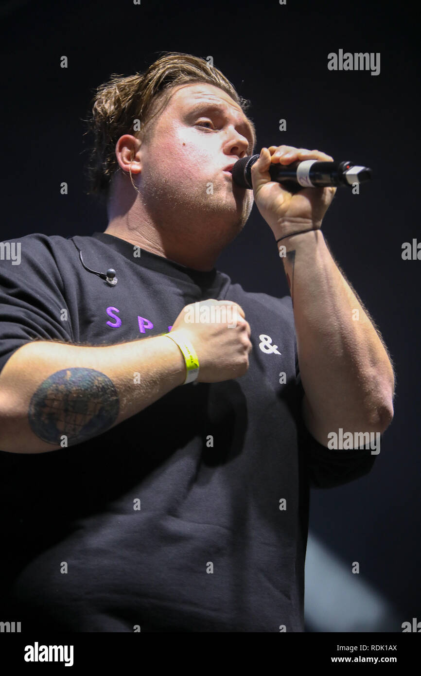 Jamie Lee Harrison 2017 BGT Finalist, signed a Record Deal 8 Weeks ago ...